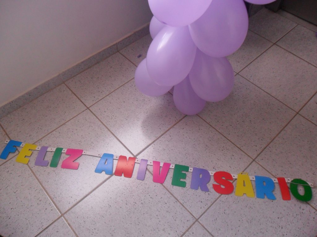 oiuytf – PET Letras